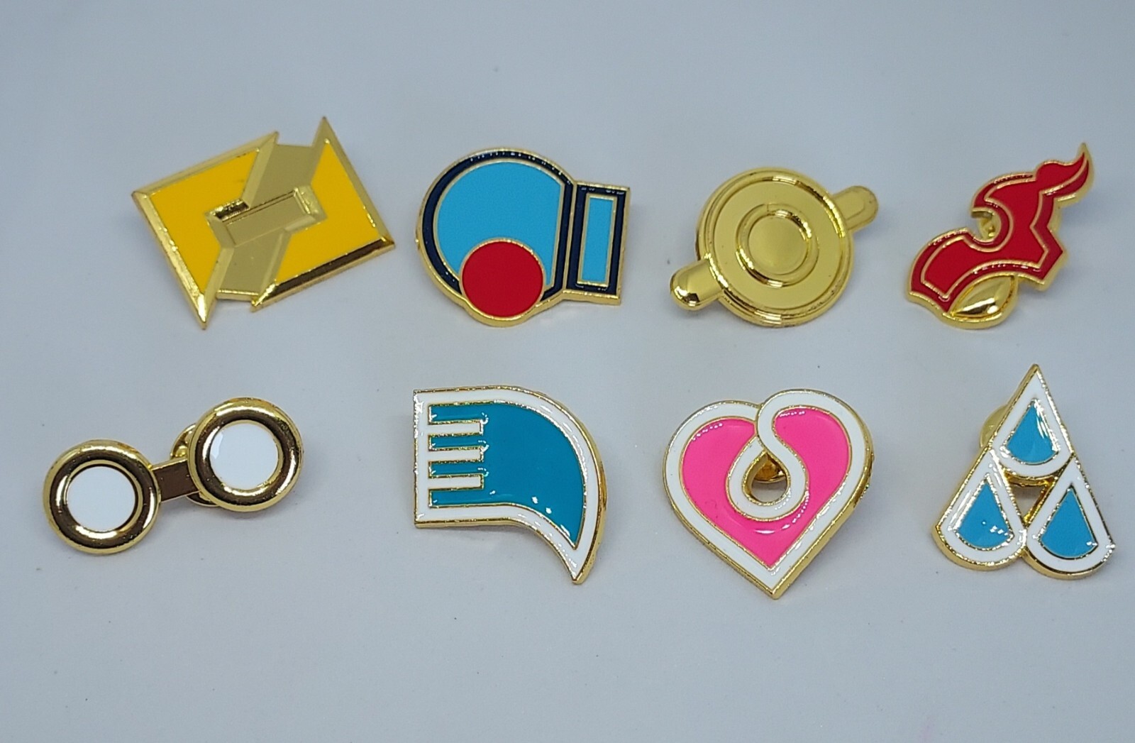 Pokemon Gym Badges / Pins / Brouch All Regions 8 Pins Per Set Fast Post ...
