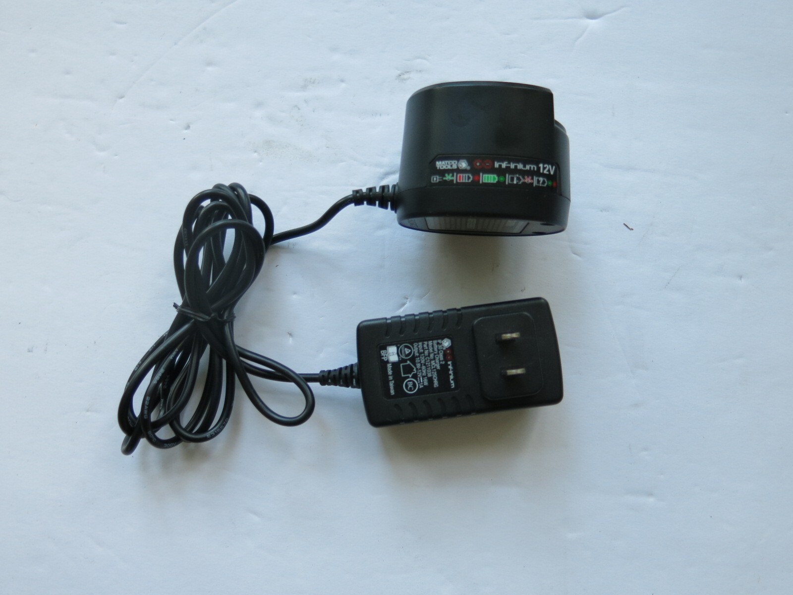 Matco Tools Infinium MCL12CHRG 12v 12V 10.8v Compact Battery Charger ...