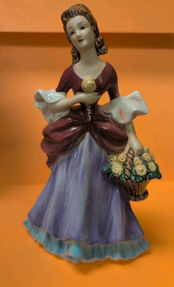 Hummel Porcelain Lady Figurine, Beautiful Ladies of Fashion, Excellent ...