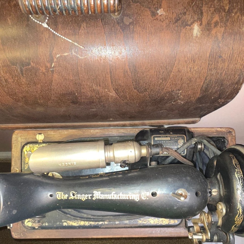 Vintage 1928 Singer Model 99 Portable Electric Sewing Machine Bentwood ...
