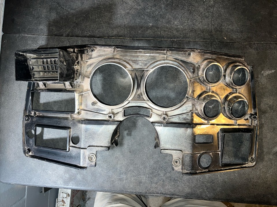 1981-1983 Chevy GMC Truck DASH BEZEL Black C10 K5 K10 Square body GM ...