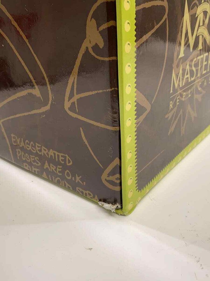 Disney The Muppets Kermit Frog MR Figure Master Replicas Photo Puppet ...