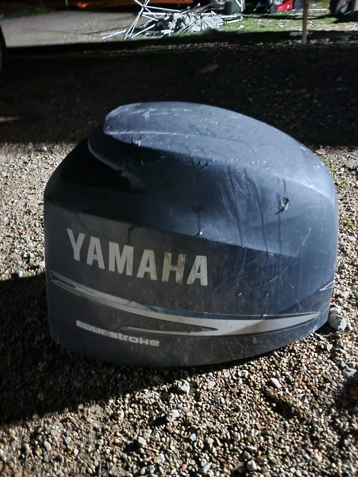 Yamaha Boat Outboard Motor Cowling | Fourstroke 150 HP Cover Gray. Few ...