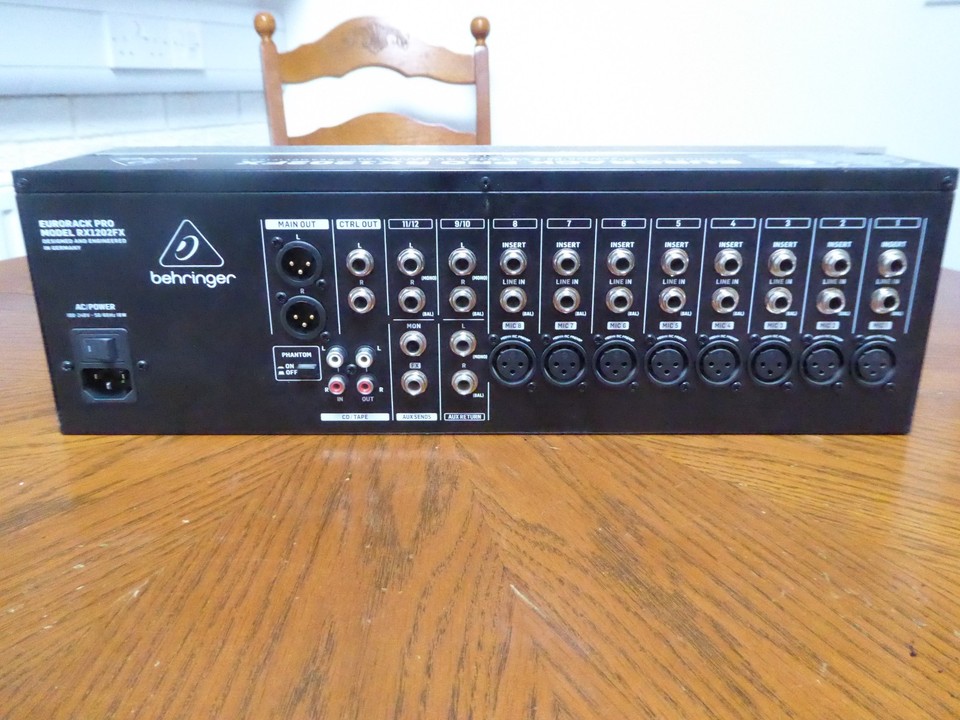 Behringer Euro Rack Pro RX1202FX EQ -& Multi -FX Processor 12 input ...