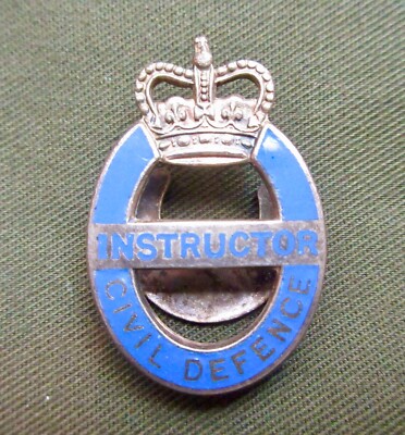 Elizabeth II - Instructor / Civil Defence Lapel Pin. | eBay