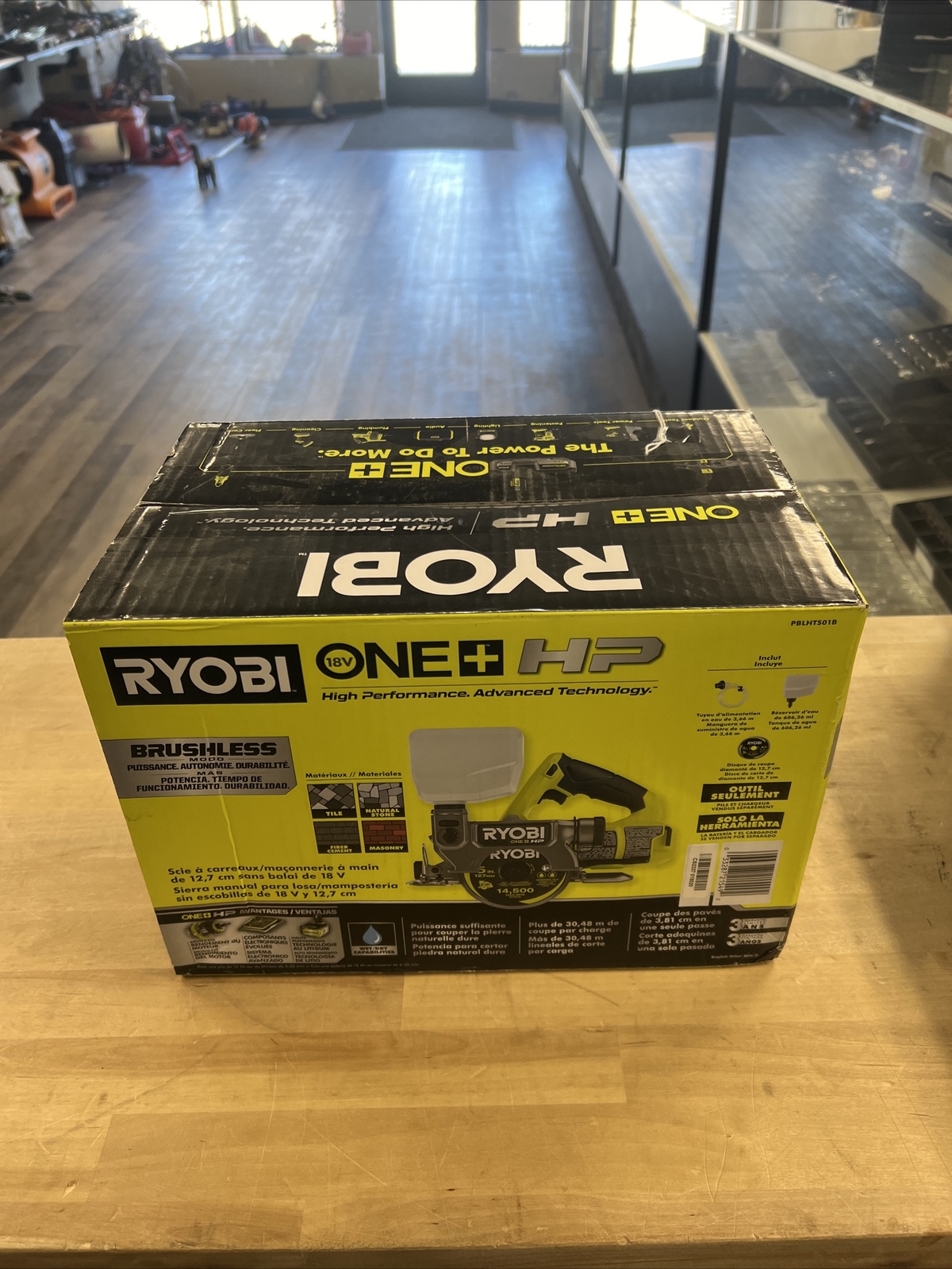 Ryobi PBLHTS01B ONE+ HP 18V Cordless Handheld Wet/Dry Masonry Tile Saw ...