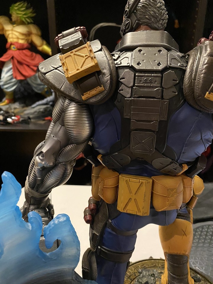 Sideshow Cable Premium Format Statue 1/4 Scale | eBay