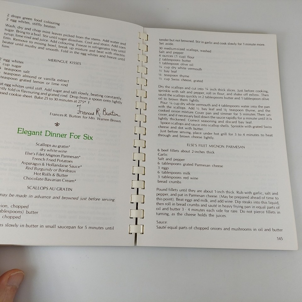 Bermudian Cookery 1981 by Bermuda Junior Service League Plastic Comb PB ...