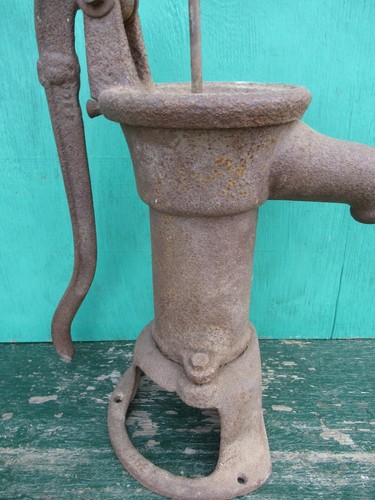 Vintage Cast Iron PITCHER Hand WATER PUMP Measures 23" High | eBay