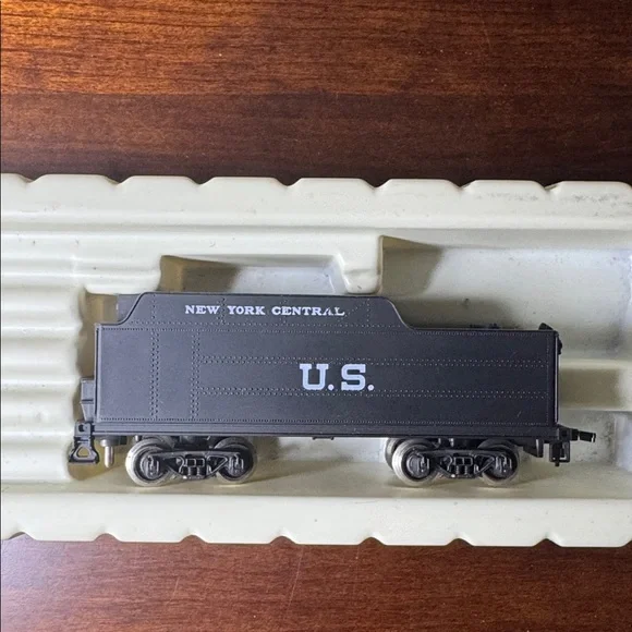 AHM New York Central 4-6-2 Heavy Pacific HO Scale Steam Locomotive (New ...