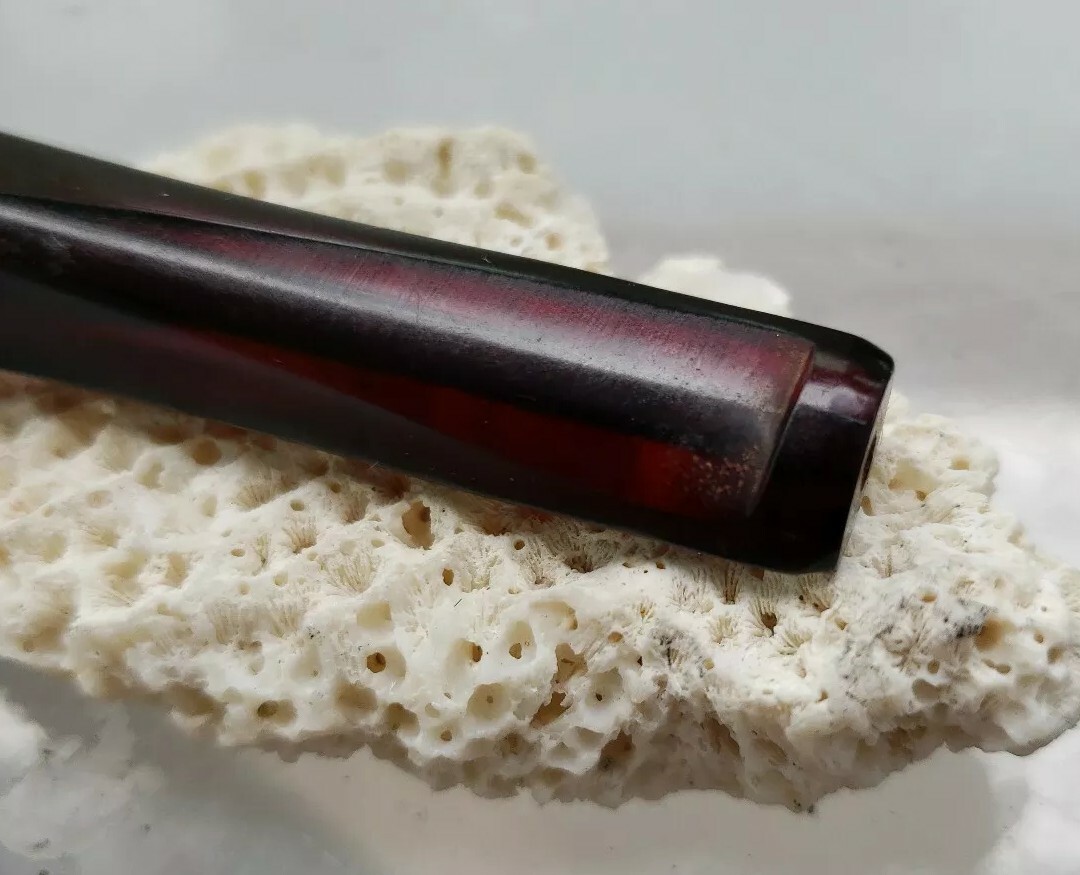 NEVER USED Antique Ruby Red BAKELITE CIGAR CIGARETTE CHEROOT Holder Tip ...