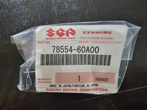 Geo Tracker Suzuki Sidekick soft top clip Suzuki Parts OEM 78554-60A00 ...
