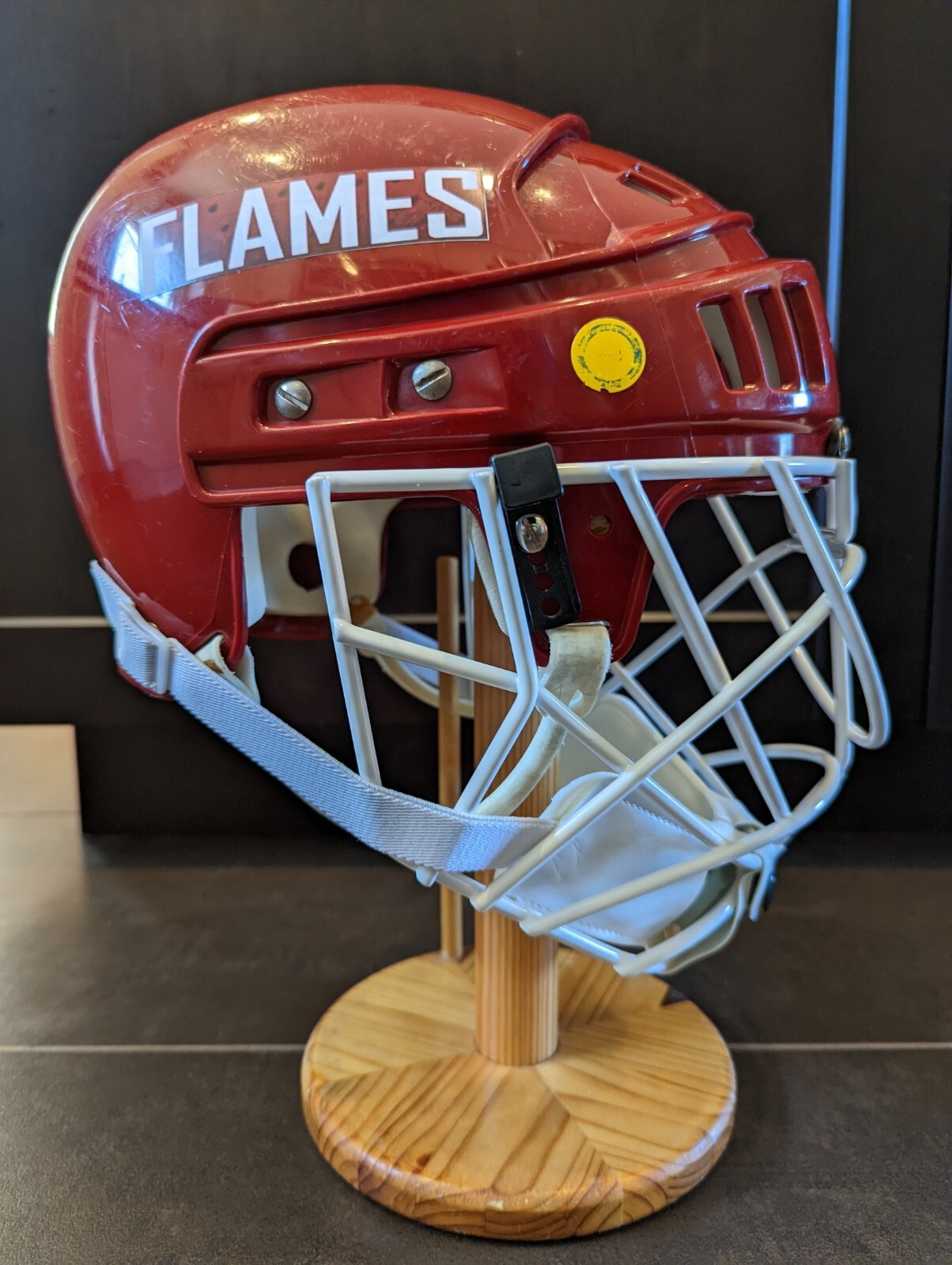 CCM HT2 HM30 Large Goalie Helmet Mask Hockey Mike Vernon Calgary Flames ...