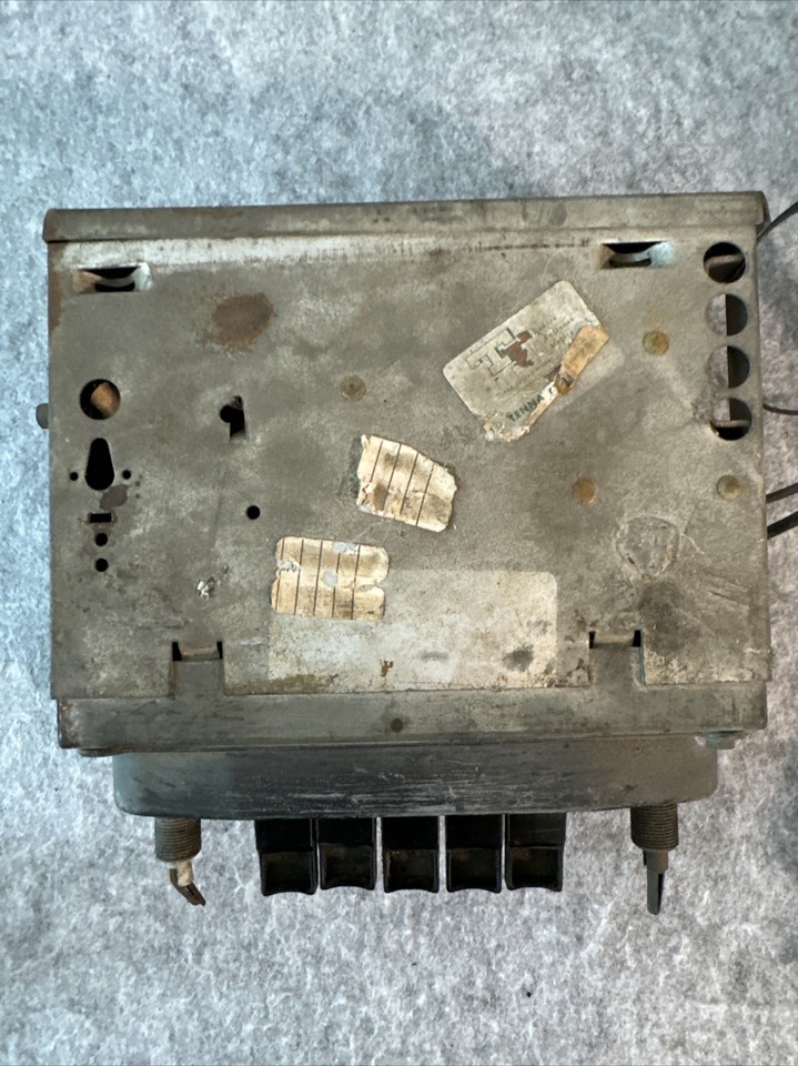 Triumph TR4 TR250 TR6 Branded Late 60's Early 70's AM Radio | Genuine ...