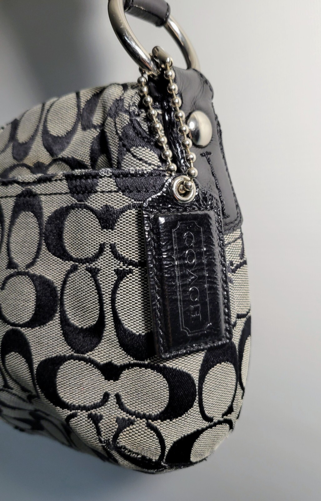 Coach F-13113 Soho Black Signature Buckle Bag With Patent Leather Trim ...