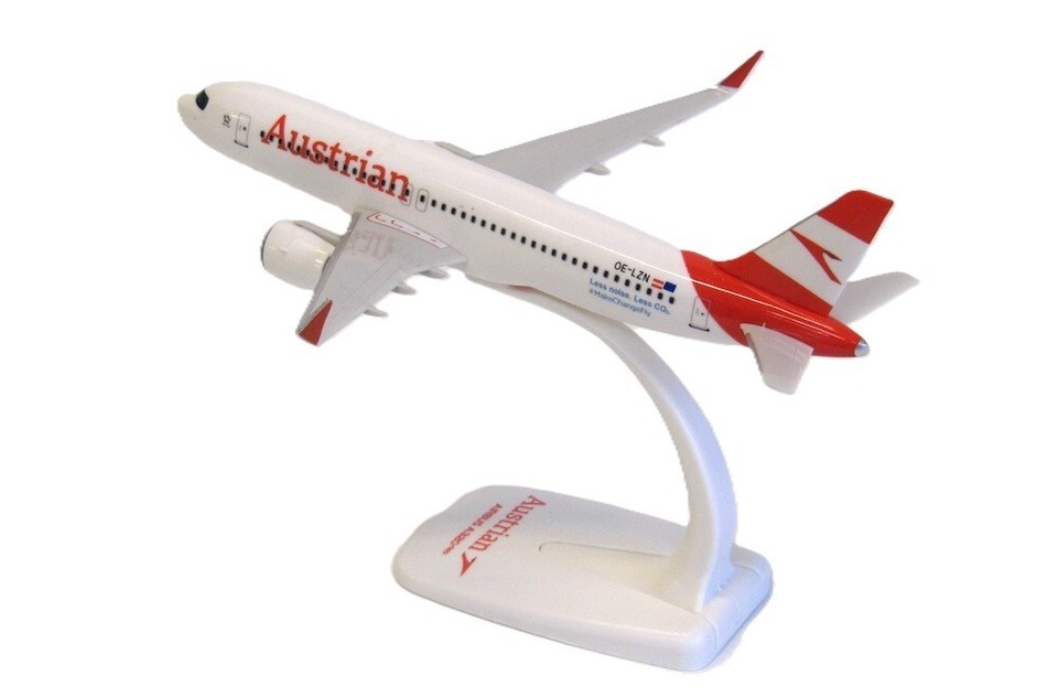 PPC Austrian Airlines Airbus A320neo OE-LZN Desk Display Model 1/200 AV ...