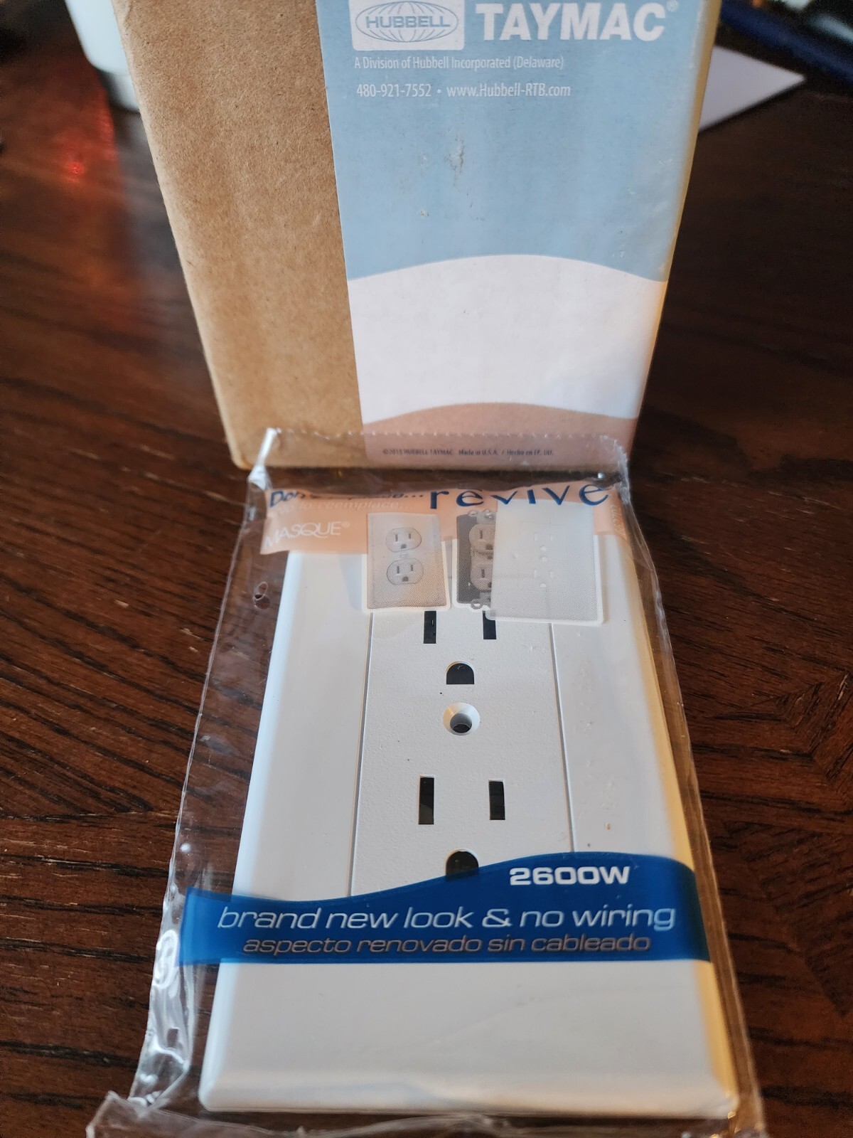 Box of 10 polycarbonate White 1-gang outlet covers by Hubble Taymac ...