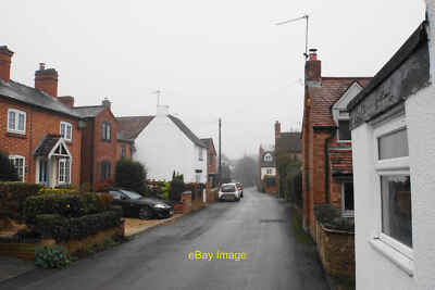 Photo 12x8 The Green Snitterfield A lane in Snitterfield. The green ...