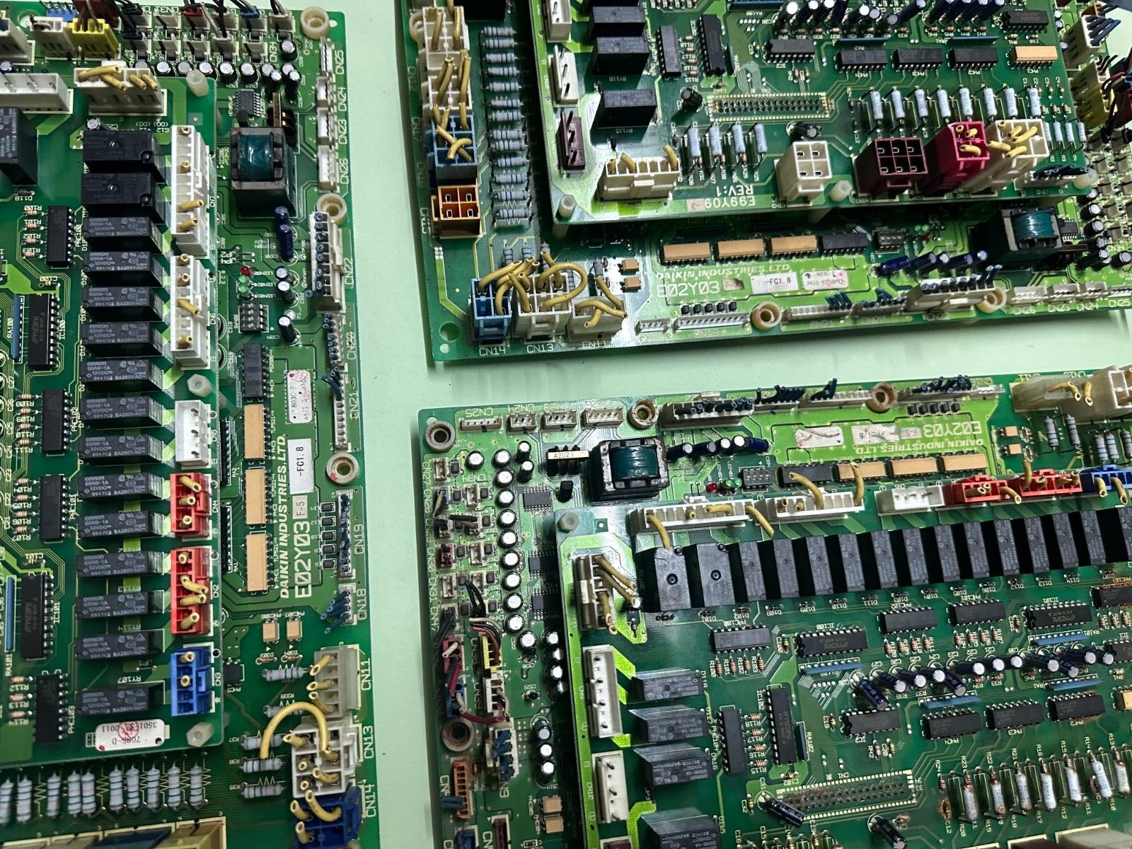 Daikin E02Y03 F-5-FC1.8 Air Cooled Chiller Motherboard W/ E99Y09-3 Rev ...