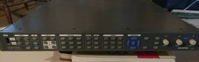 Harris Videotek VTM-4100 PKG Waveform Vector Monitor for sale online | eBay