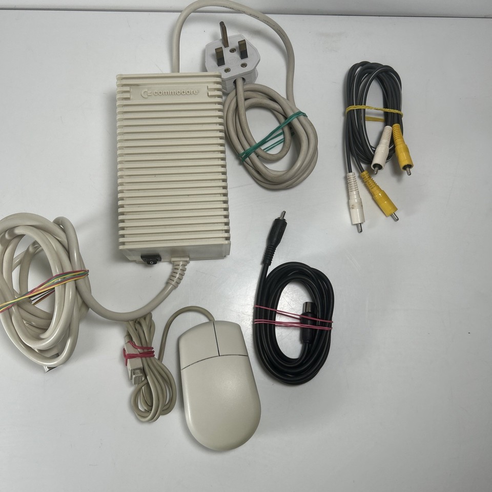 Commodore Amiga 1200 Ultimate Collectors Bundle Excellent CONDTION ...