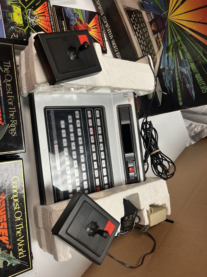 Magnavox Odyssey 2 Console | Home Console | Huge Bundle | 32 Games ...
