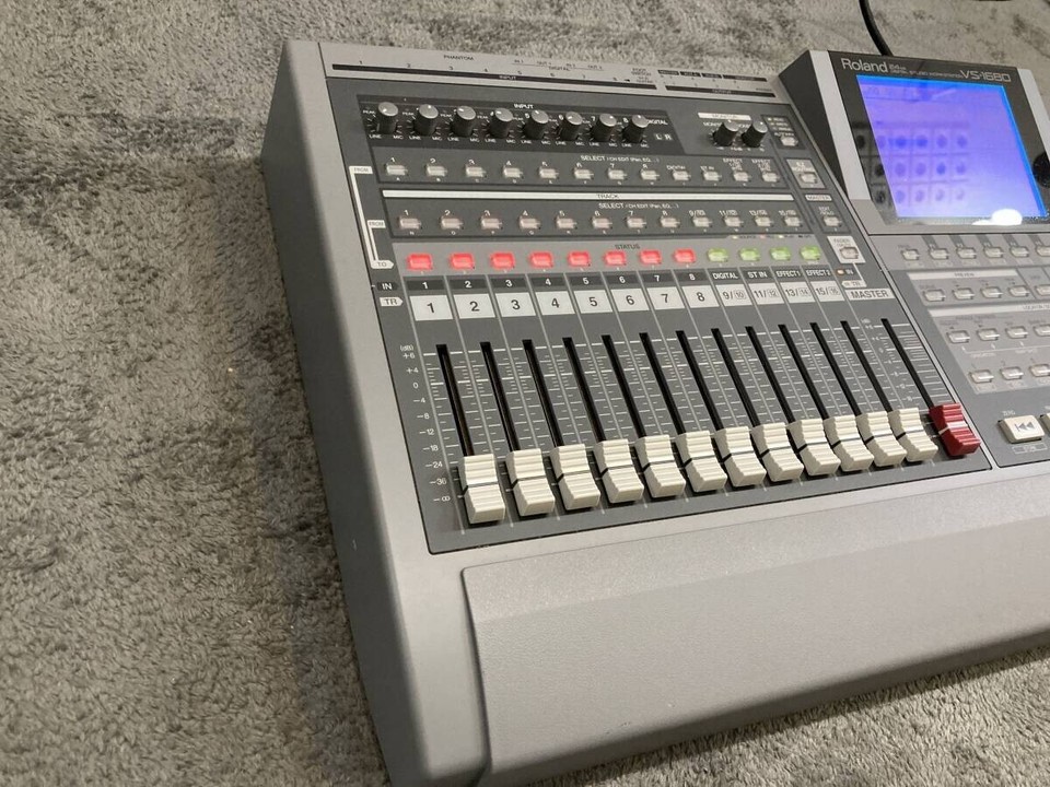 Roland VS-1680 Digital multitrack recorder Recording Studio Workstation ...