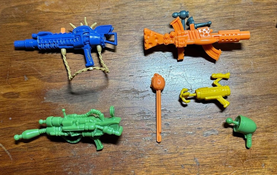 Vintage Earthworm Jim Really Big Gun Weapon Playmates 1995 Lot & Dog | eBay