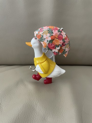 NWT***Bath & Body Works Wallflower Plug In Silly Goose Duck Raincoat ...