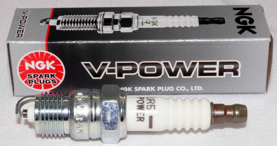 Pack of 8 Genuine NGK 2771 V-Power Spark Plugs UR5 | eBay