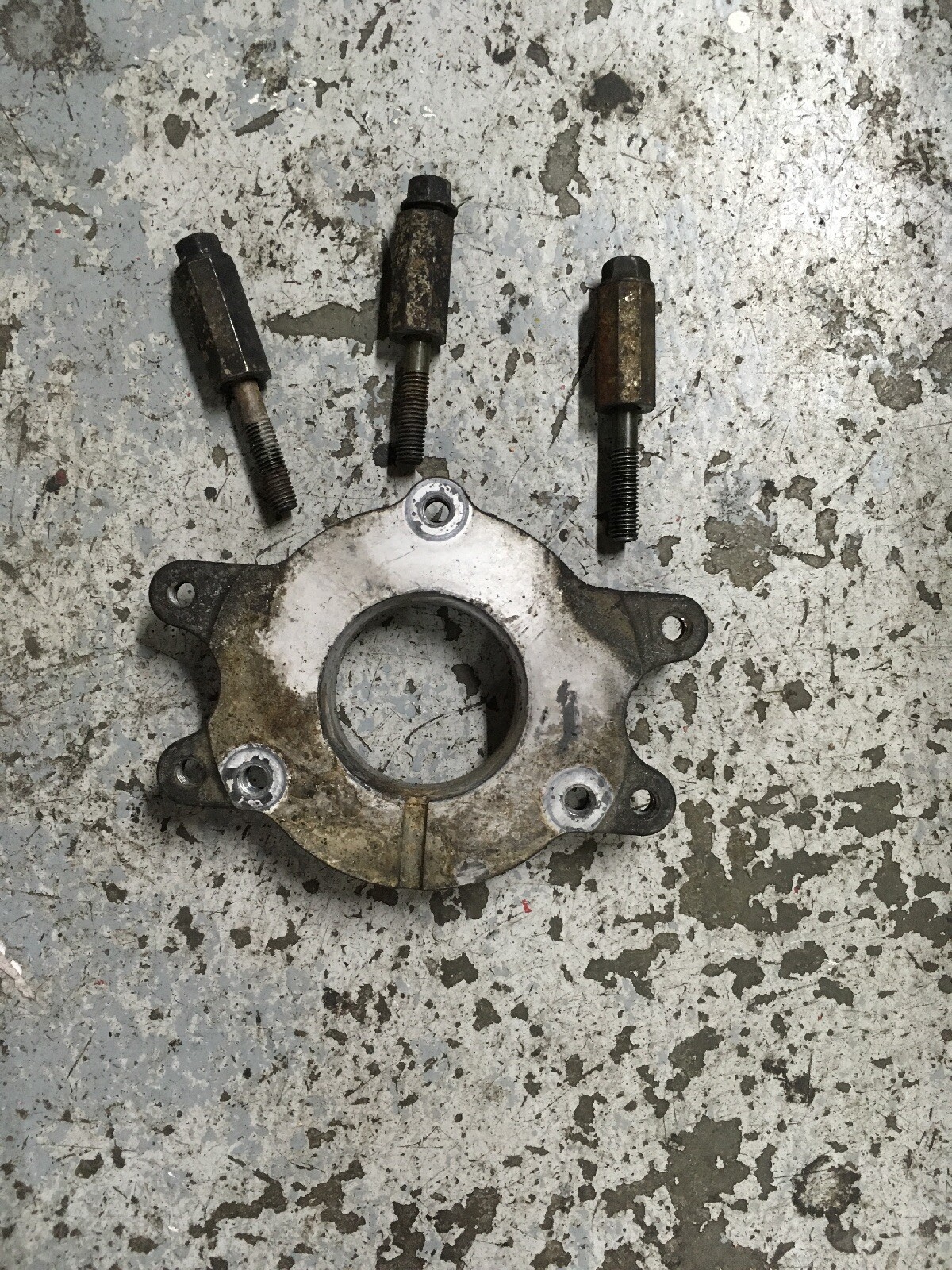 Duramax CP3 Pump Flange Adapter with bolts and spacers 01 - 10 LB7 LLY ...