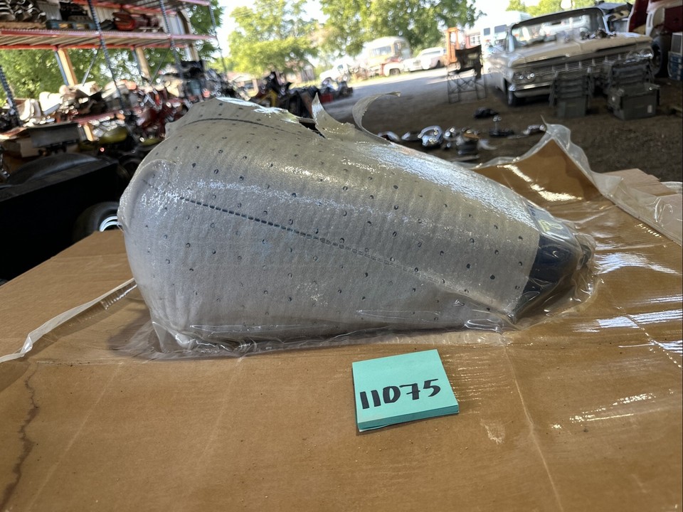 Harley Dyna Superglide CENTERFILL Tsport Fxdx Fxdxt Gas Tank Fuel NOS ...