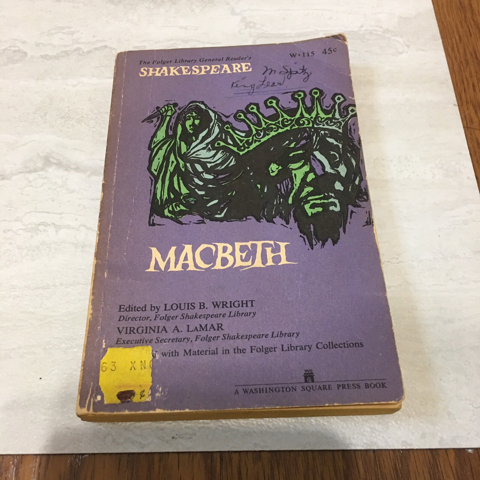 Macbeth Book Cover Folger