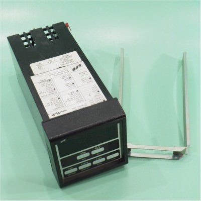 Temperature Controllers - Lfe Model