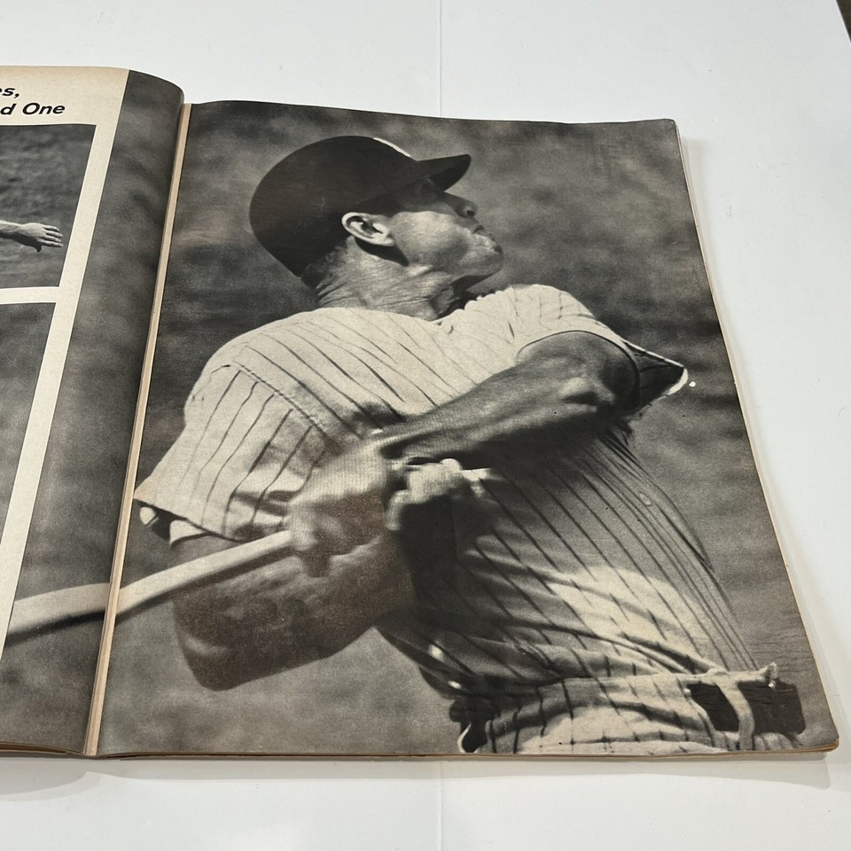 Vintage Life Magazine August 18, 1961 Baseball Mickey Mantel Roger ...