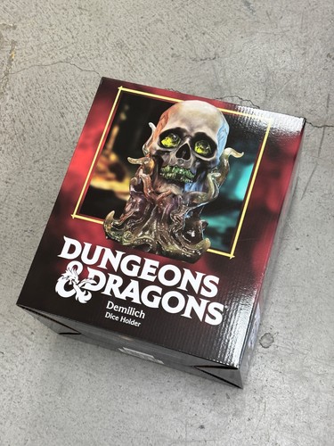 JAN242293: Diamond Select Dungeons & Dragons Demilich Resin Dice Holder ...