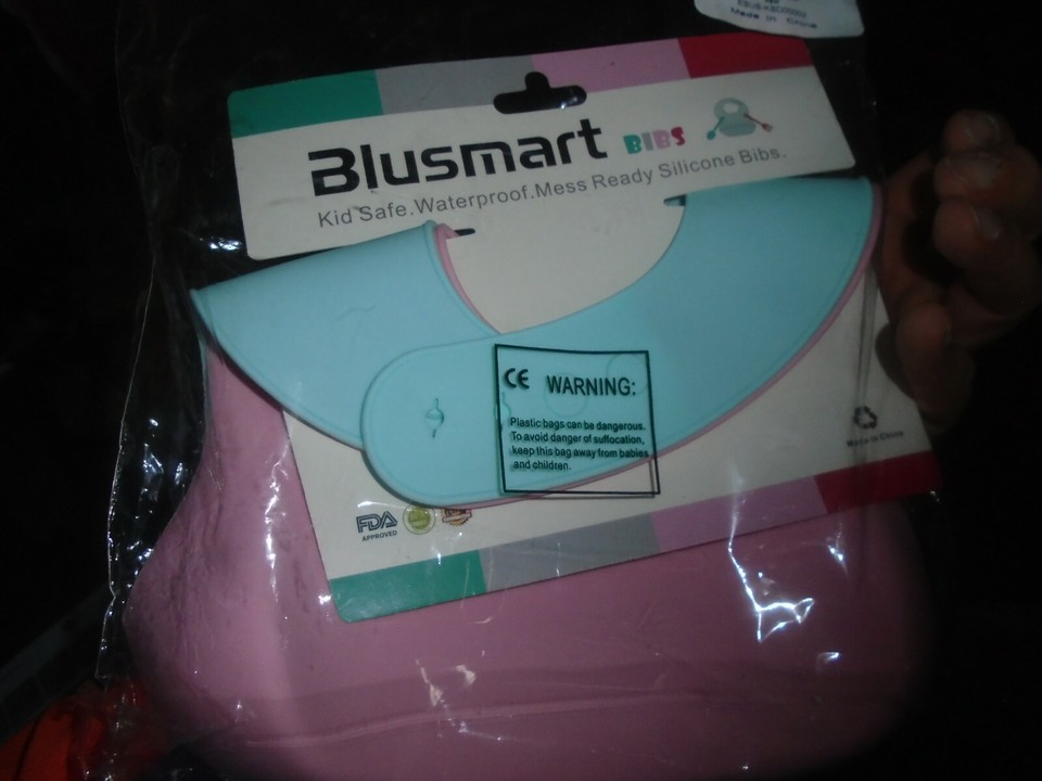 Blusmart Bucket Bibs - Silicone Bib - 2 Pack - Stain Resistant - Pink ...