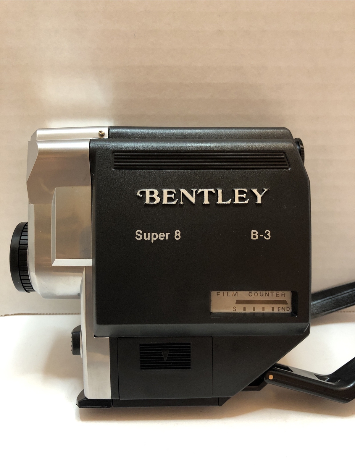 Vintage Bentley Super 8 B-3 Movie Camera With Bag And Strap Condition ...