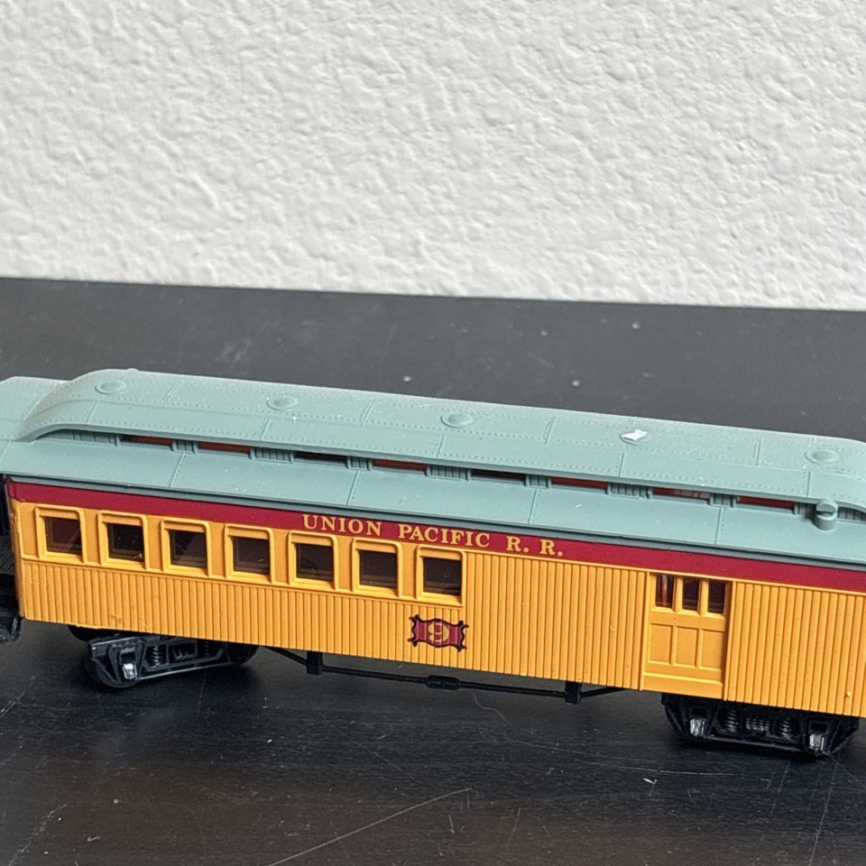 HO Scale Bachmann #119 Rogers Locomotive & Tender Light Works and runs ...