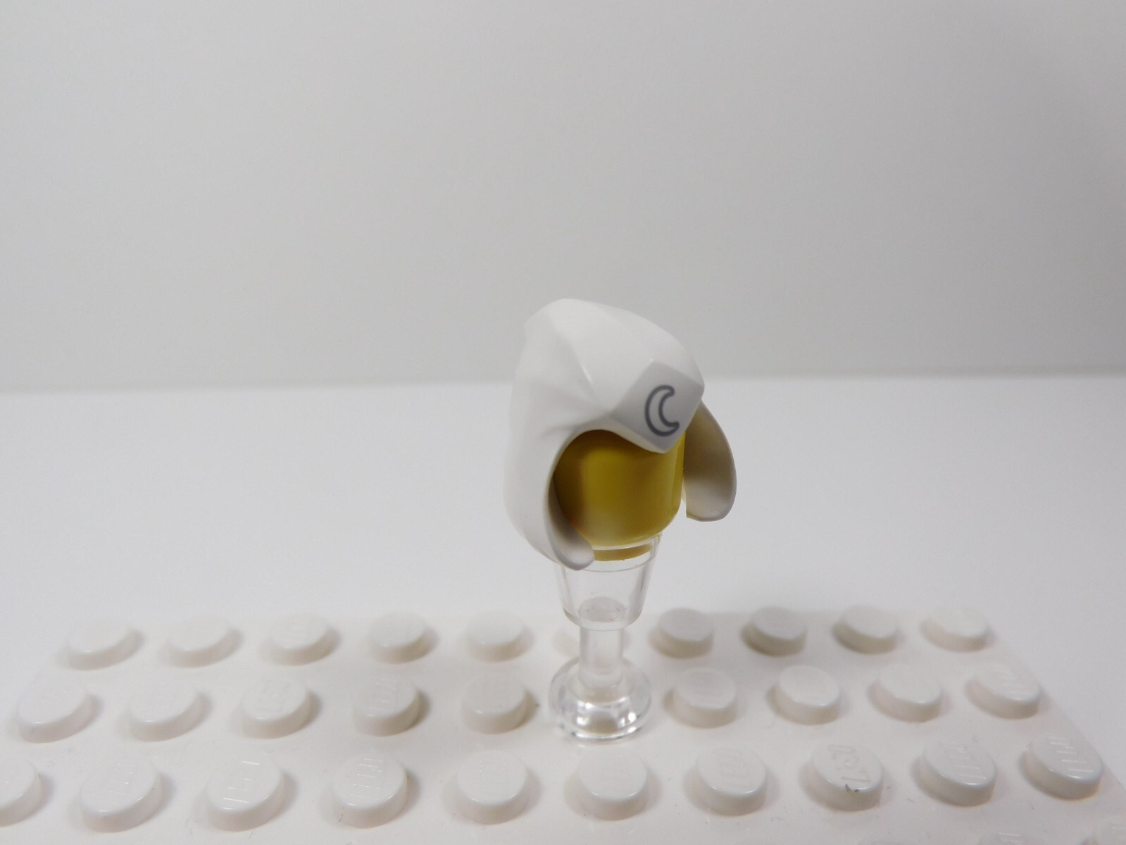 LEGO Marvel White Headwrap Hood Printed w/ Crescent Moon Minifig Q7 | eBay