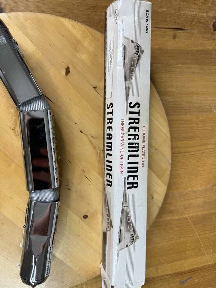 Schylling Streamliner 3 Car Wind Up Train Toy With Box And Key | eBay