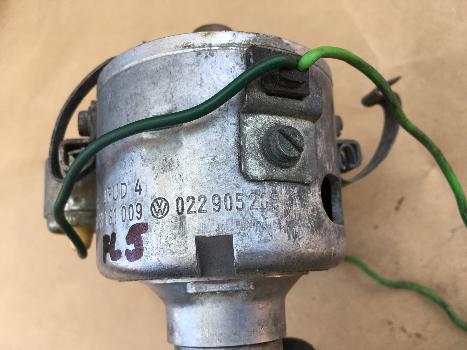 Porsche 914 ('74) 1.8L Ignition Distributor BOSCH JFUD 4 0 231 181 009 ...