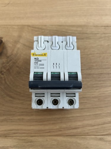 Square D KQ 40 Amp Type D Circuit Breaker MCB 10D340 3 Phase Pole D40 ...