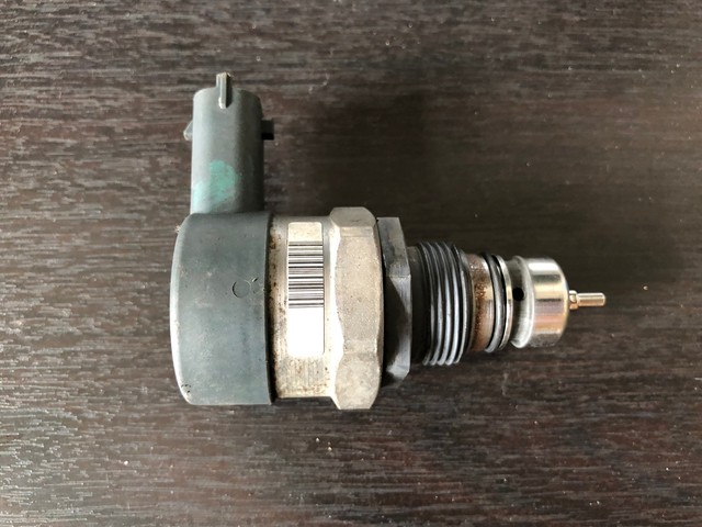 Fuel Injector Rail Land Rover FREELANDER 2.2 D 2011 0281002803 for sale ...