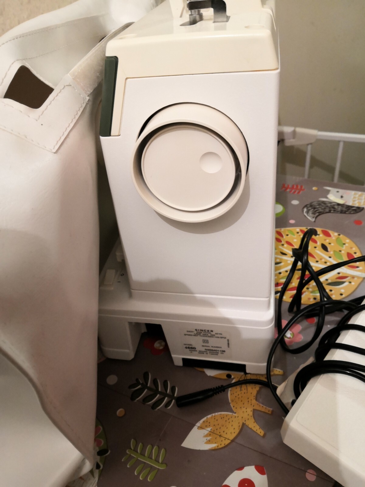 SINGER 4660 Embroidery ZigZag Automaic Leather And Fabric Sewing ...