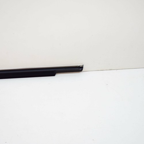 NEW MB C W204 REAR RIGHT DOOR WINDOW OUTSIDE SEALING FRAME A2047351665 ...