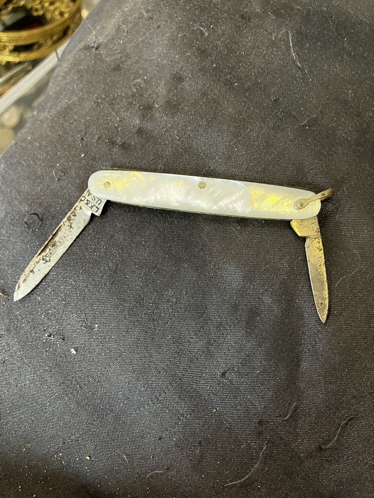 LF&C 2 Blade Pocket Knife w/Mother of Pearl Handle Universal Resistain ...