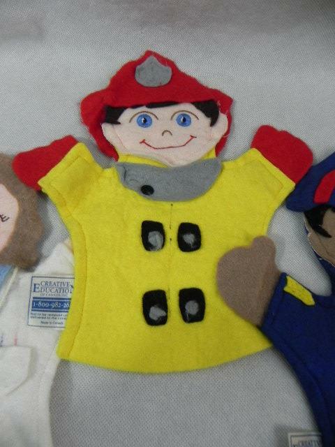 Set of 3 CREATIVE EDUCATION Felt HAND PUPPETS 1st Responders Doctor ...
