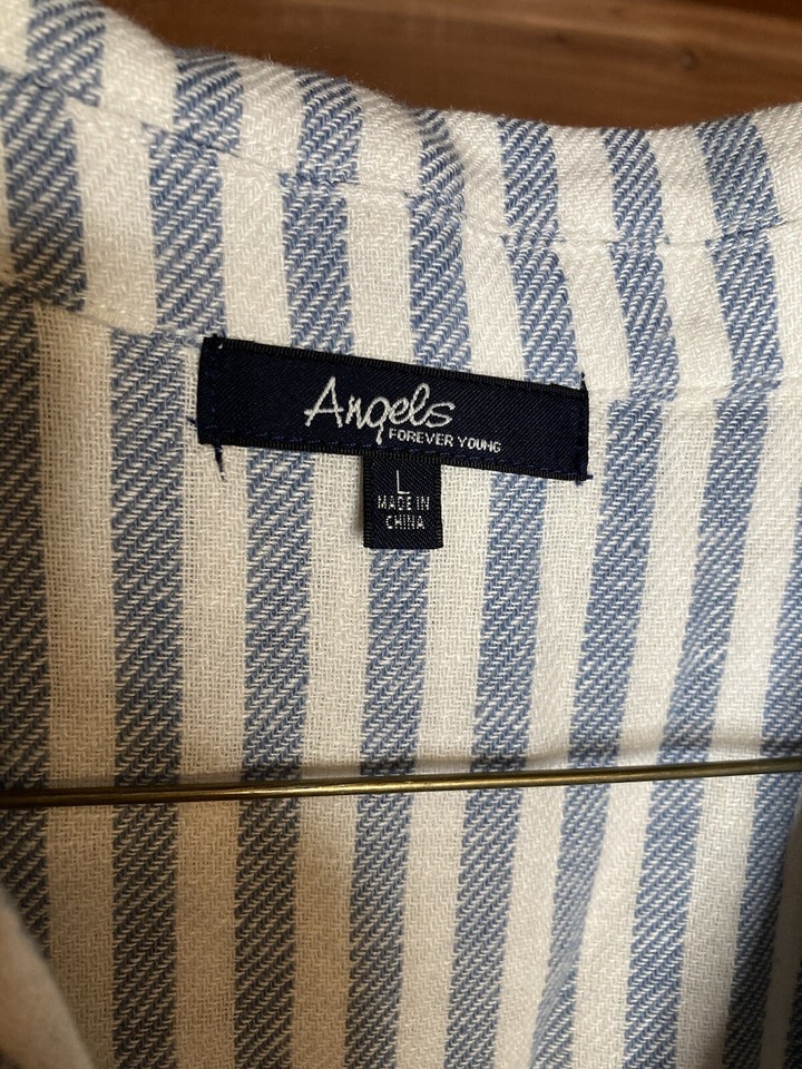 Angels Forever Young Women’s Blouse Size L Sleeveless Top Blue&White ...