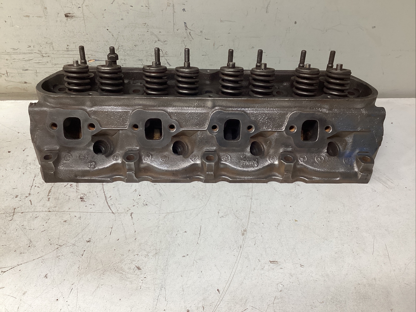 1970 FORD 302 CYLINDER HEAD SET D0OE-B - DATE 0G16 / 0G13 | eBay